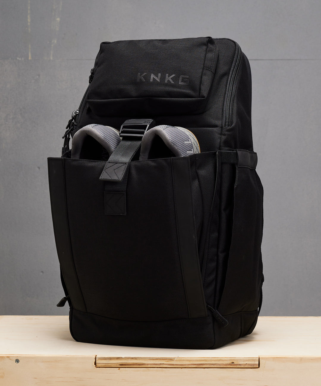 PLUS COLLECTION – KNKG